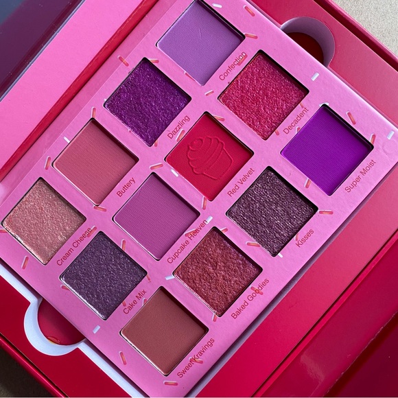 Glamlite | Makeup | New Glamlite Red Velvet Palette | Poshmark